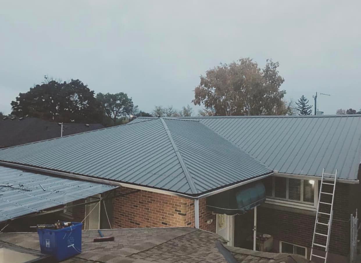 Bland road metal roof - Milanos All-Star Construction